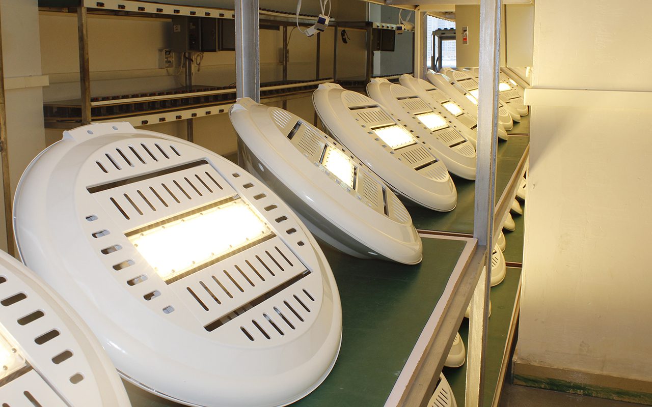 HONNEX Cost-Effective UE Series LED High Bay Light